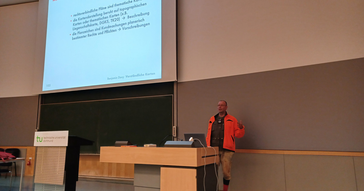 Prof. Dr. Ben Davy gave two guest lectures in module 10.1 Planning ...
